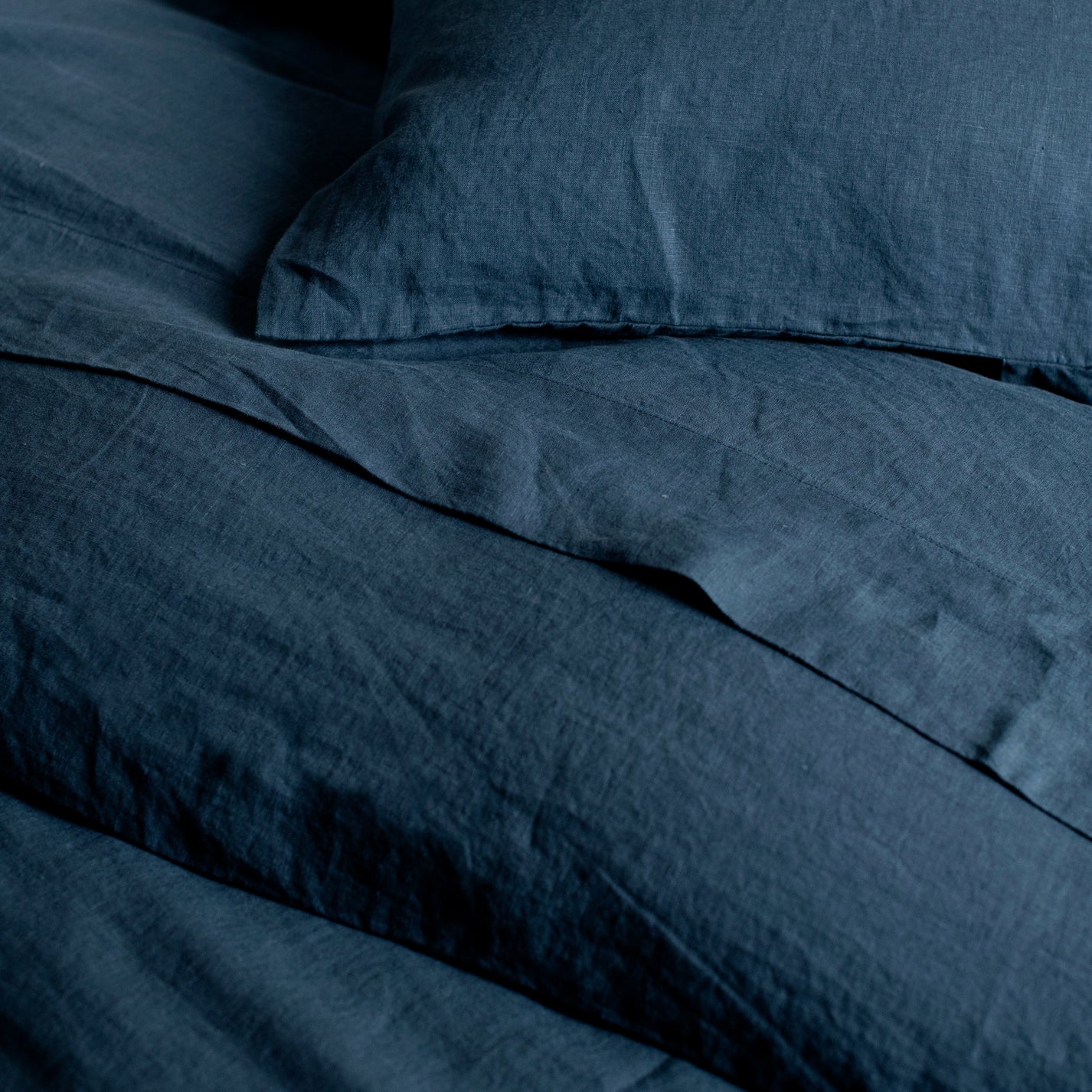 100% French Linen Sheet Set by BOKSER HOME